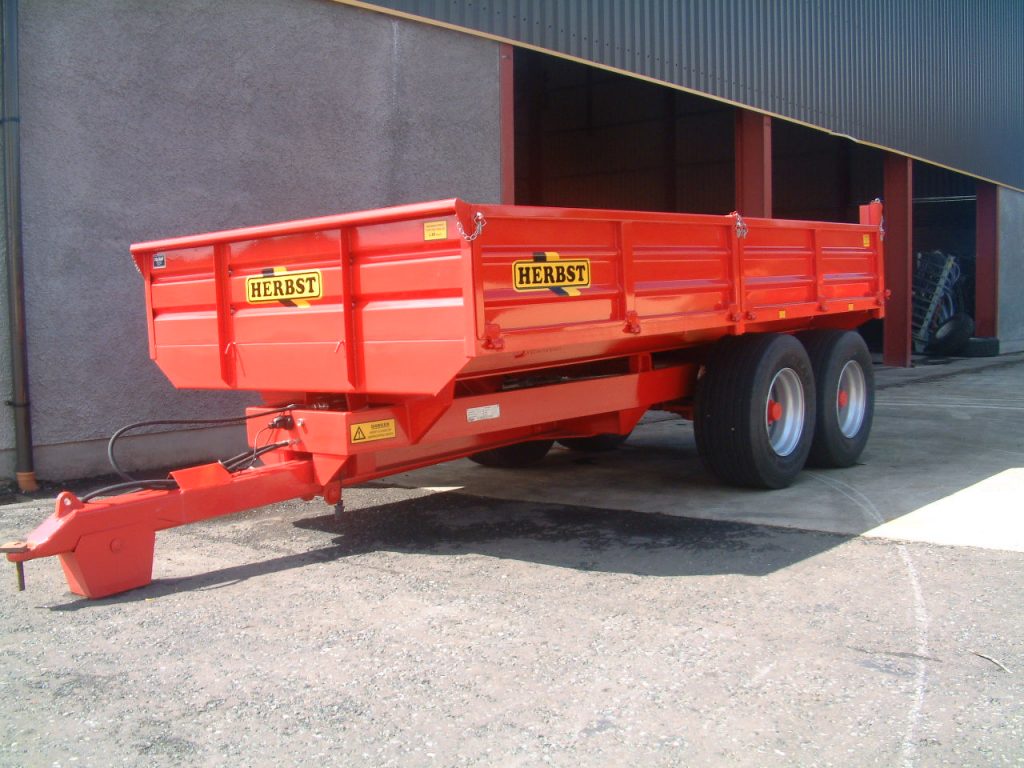 10T DROP SIDE (14’ x 7’6”) - Herbst Machinery Ltd