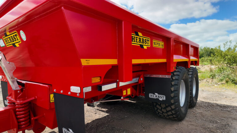 Super 14T Dump Trailer - Herbst Machinery Ltd