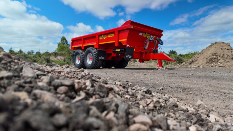 Super 14T Dump Trailer - Herbst Machinery Ltd